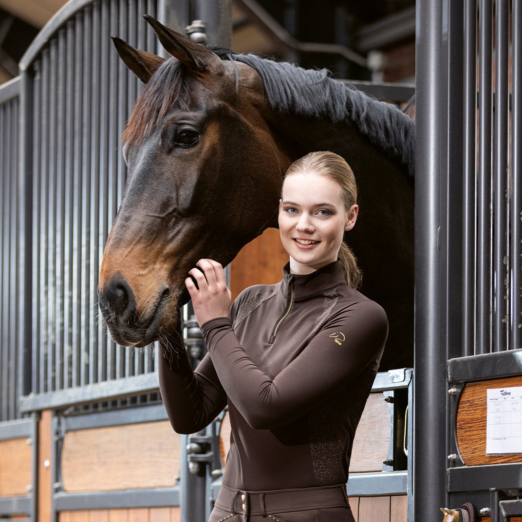 Equestrian shop with beautiful brands for horse and rider